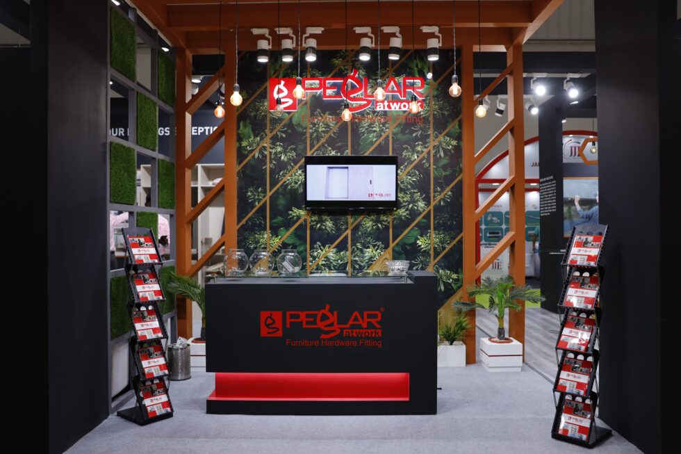 Peglar - Furniture Fittings and Accessories